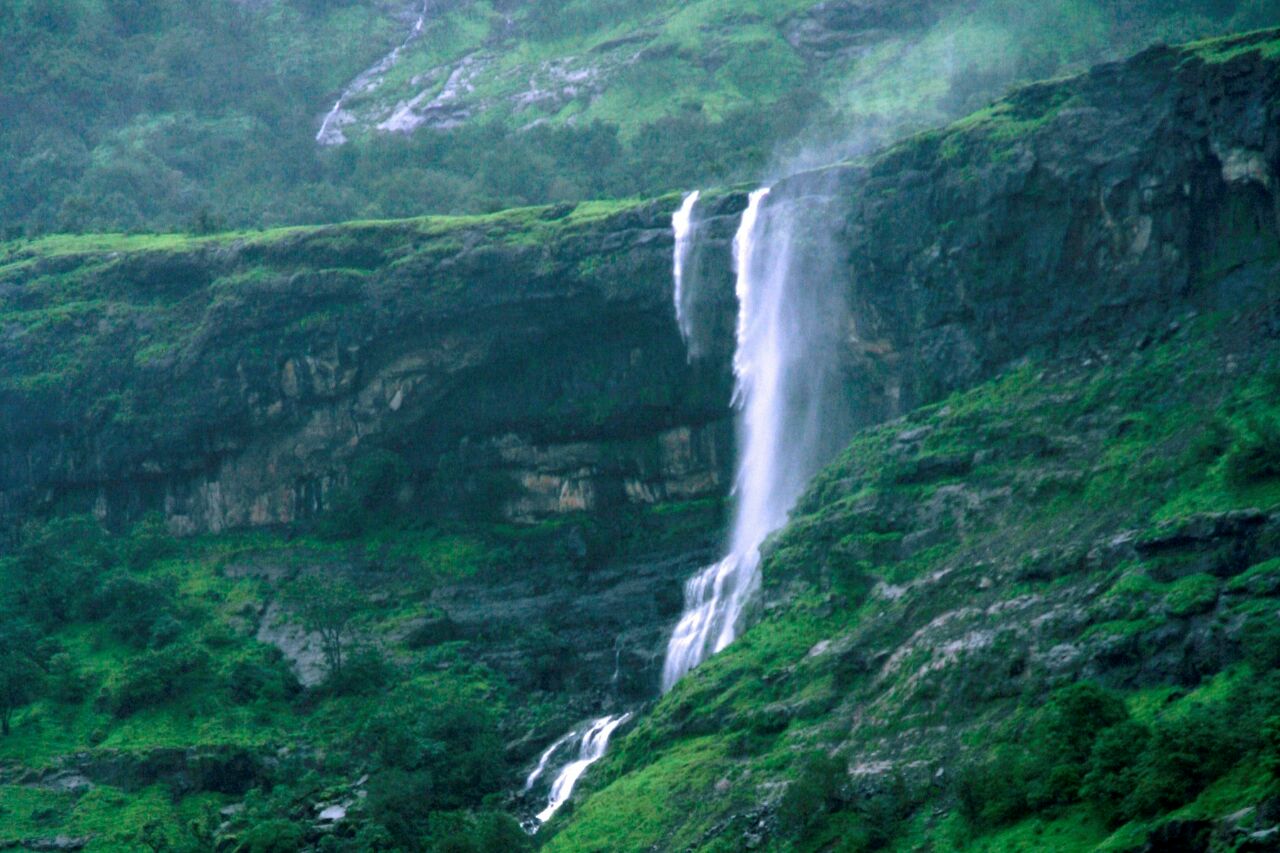 maharashtra times akole taluka : fol bhandardara