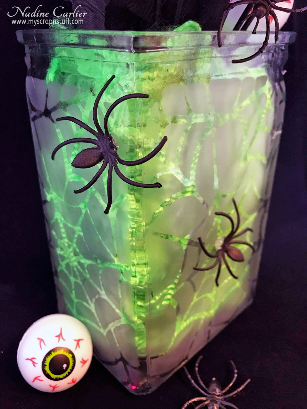 Halloween Etched Vase ~ Nadine Carlier