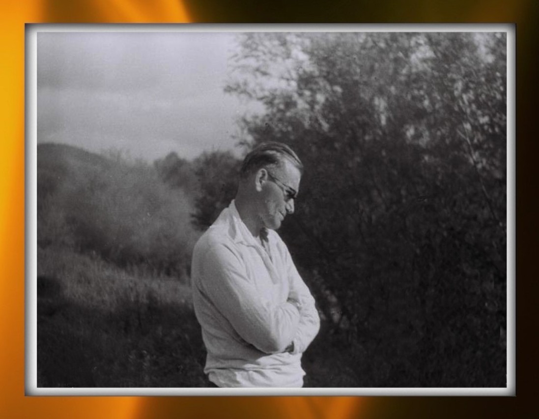 Blessed John Paul II - The Saint of our Time: Photo-Biography of Karol ...