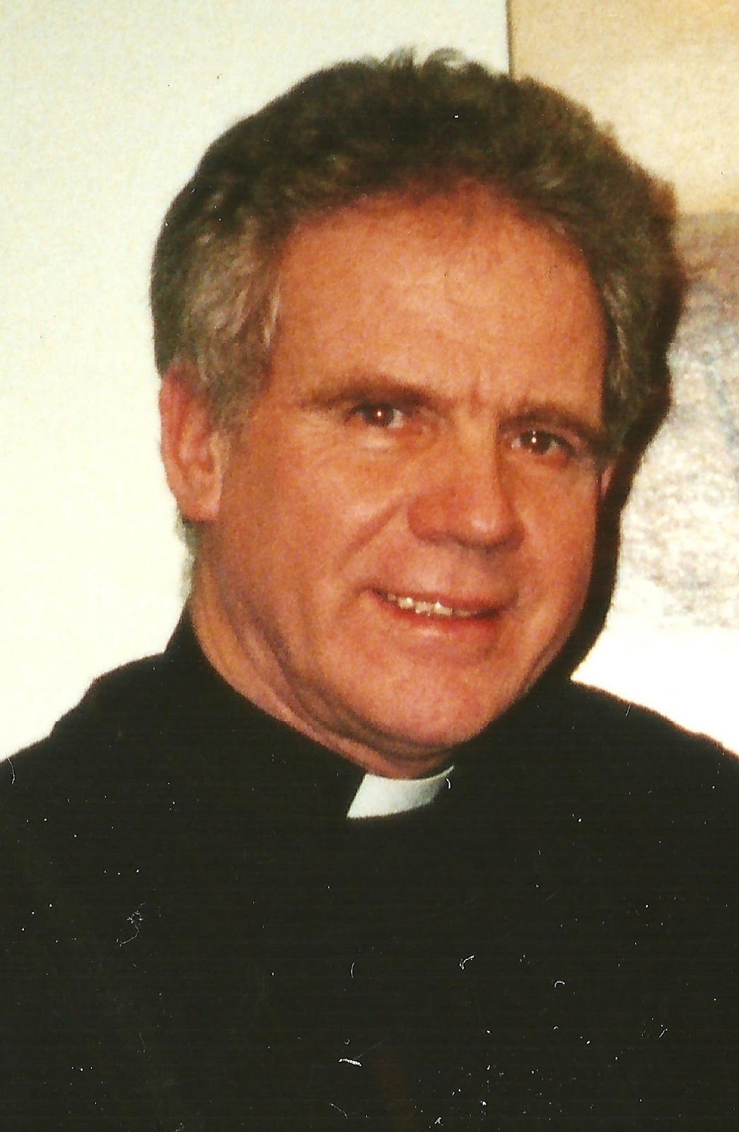 Catholic Roman Urdu Prayers: A Memorial Mass Celebration