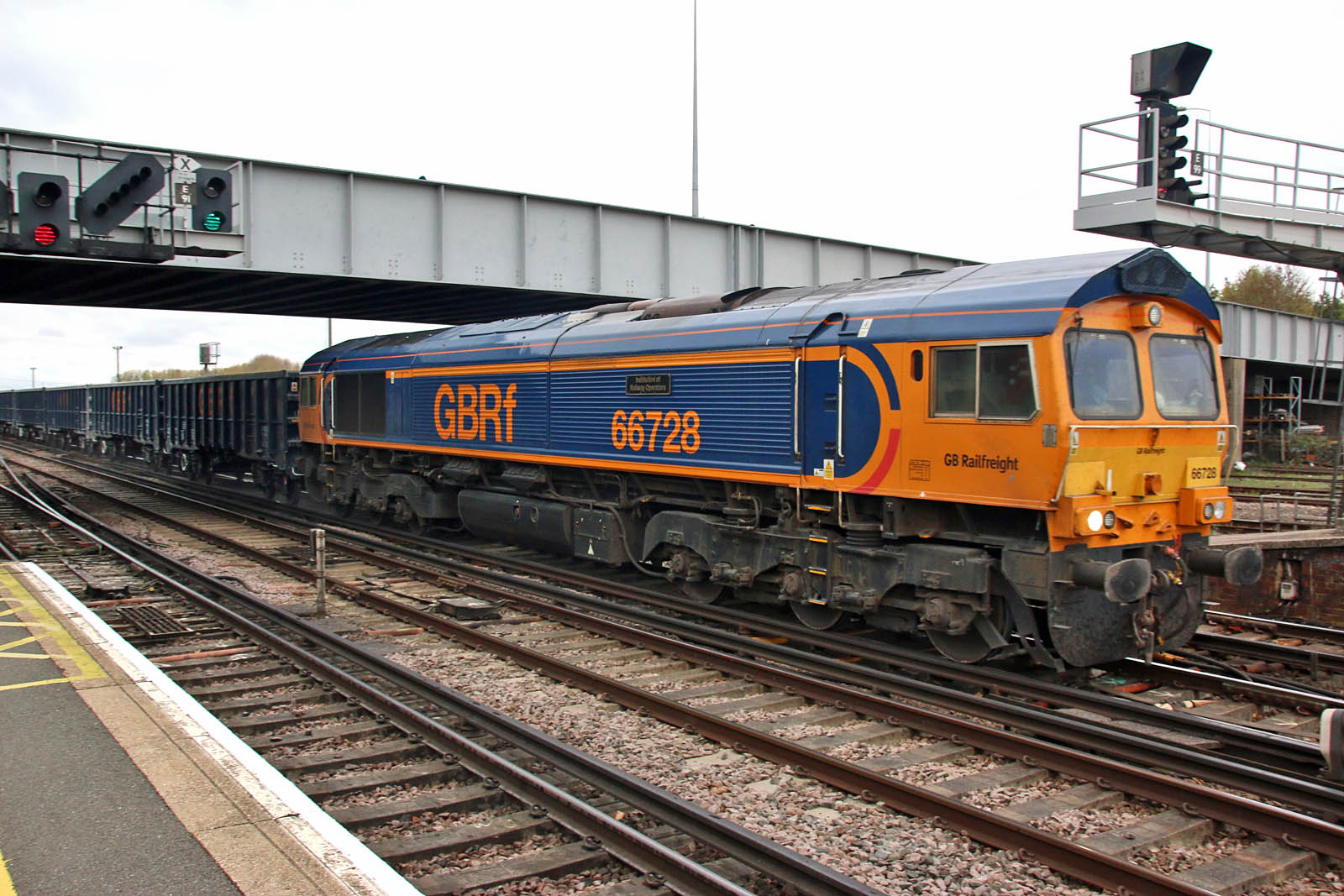 47s and other Classic Power at Southampton: Change of wagons for GBRf ...