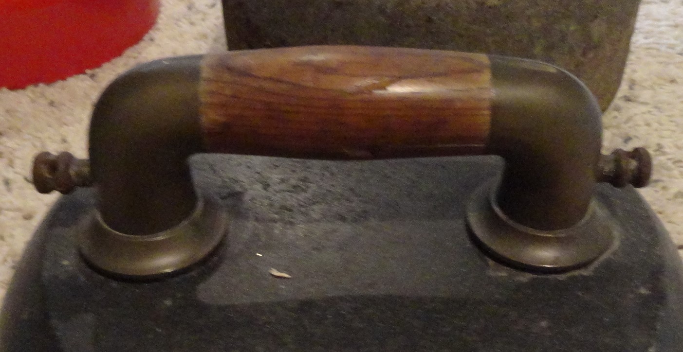 Curling in Detroit: The Color of Curling Stone Handles