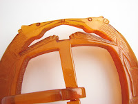 Agnes' Vintage World: How to identify Bakelite