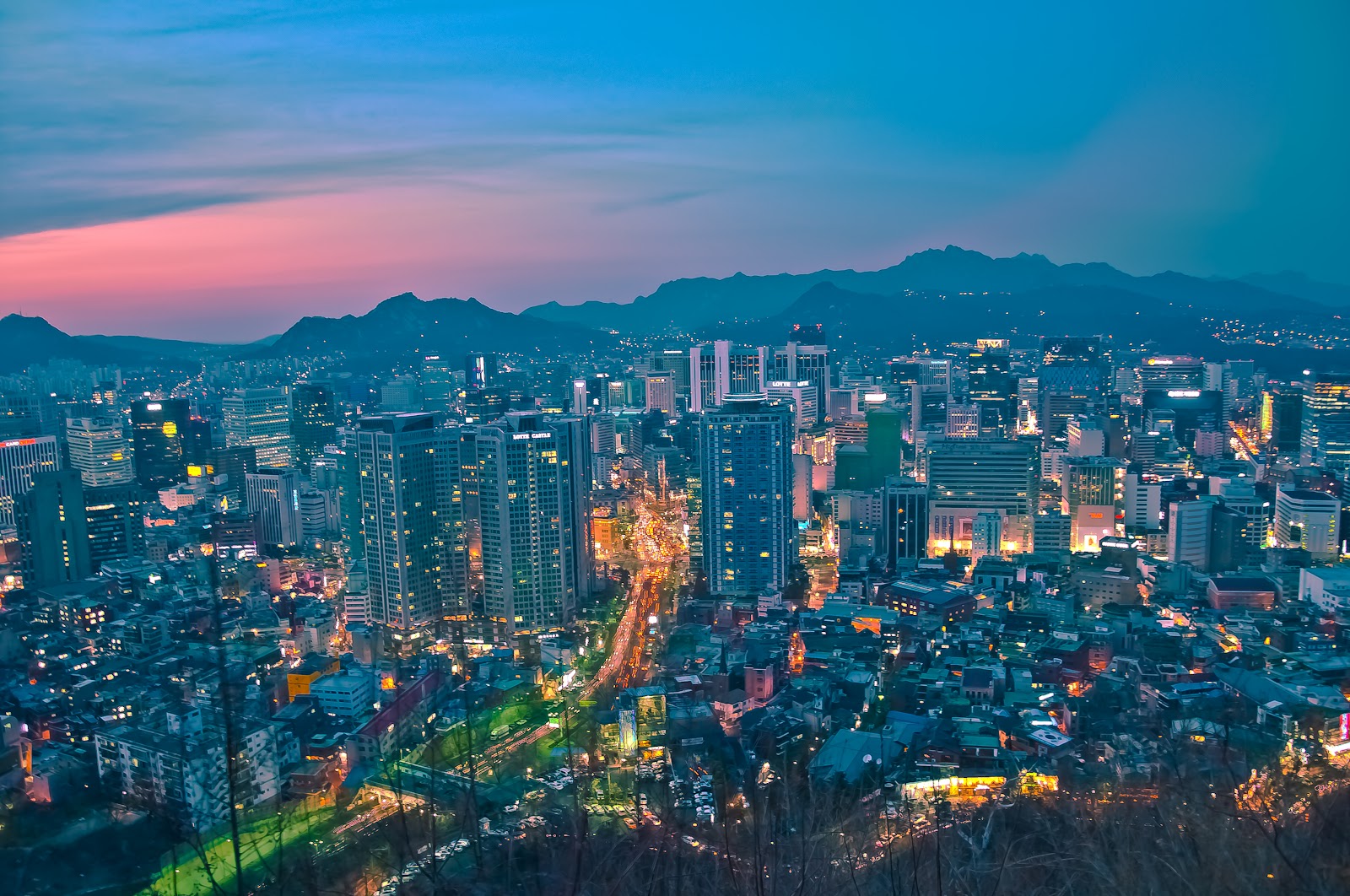 Through My Lens: Seoul at night - First attempt