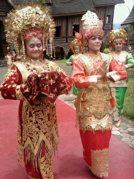 " SANGGAR NUSANTARA DOT COM " | Jakarta: Sewa Tari Minangkabau ( Padang ...