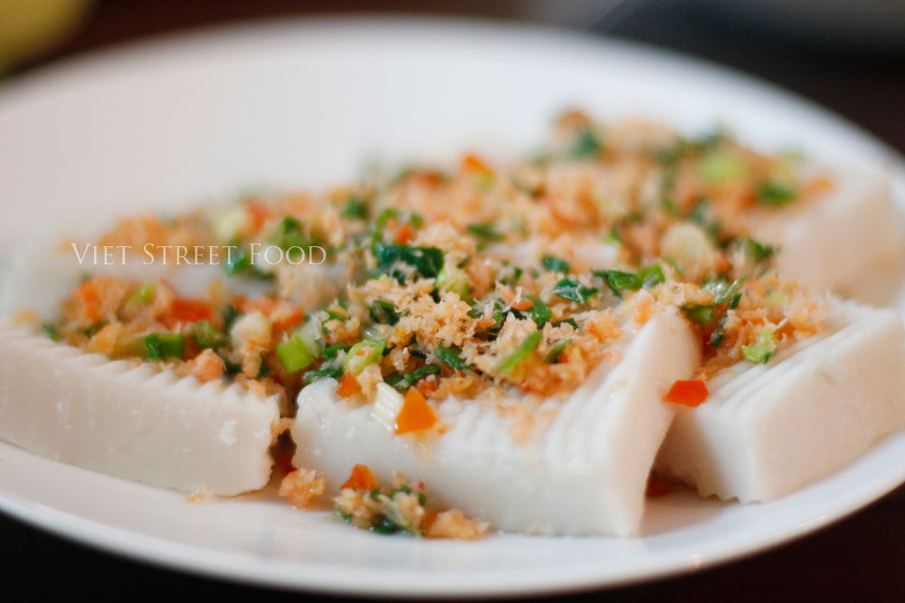 Viet Street Foods: Bánh đúc never has bones...