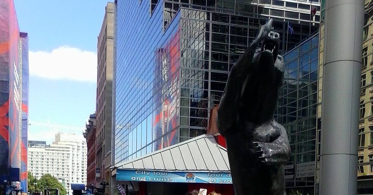 Ottawa Daily Photo: Statuesque