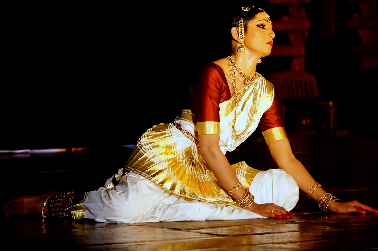 vijayanmadhavan: Dr Divya Nedungadi and team offer artistic tribute to ...