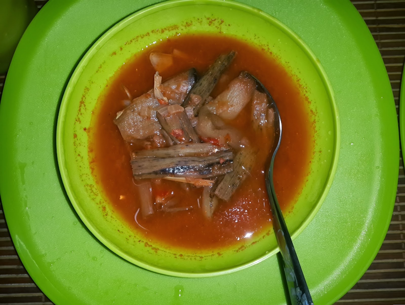 DINNER SAYUR KELADI DAN KARI IKAN MERAH ~ PELANGI INDAH