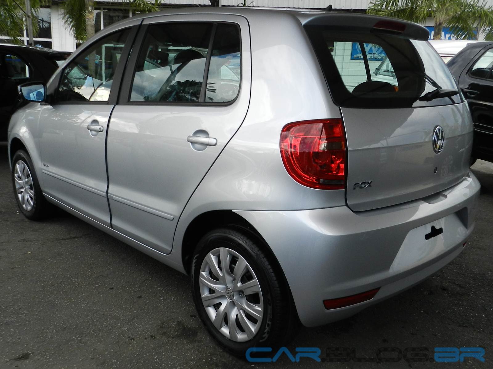 VW Fox 2013, com preço a partir de R$ 30.840, já vem com ABS e AirBag ...