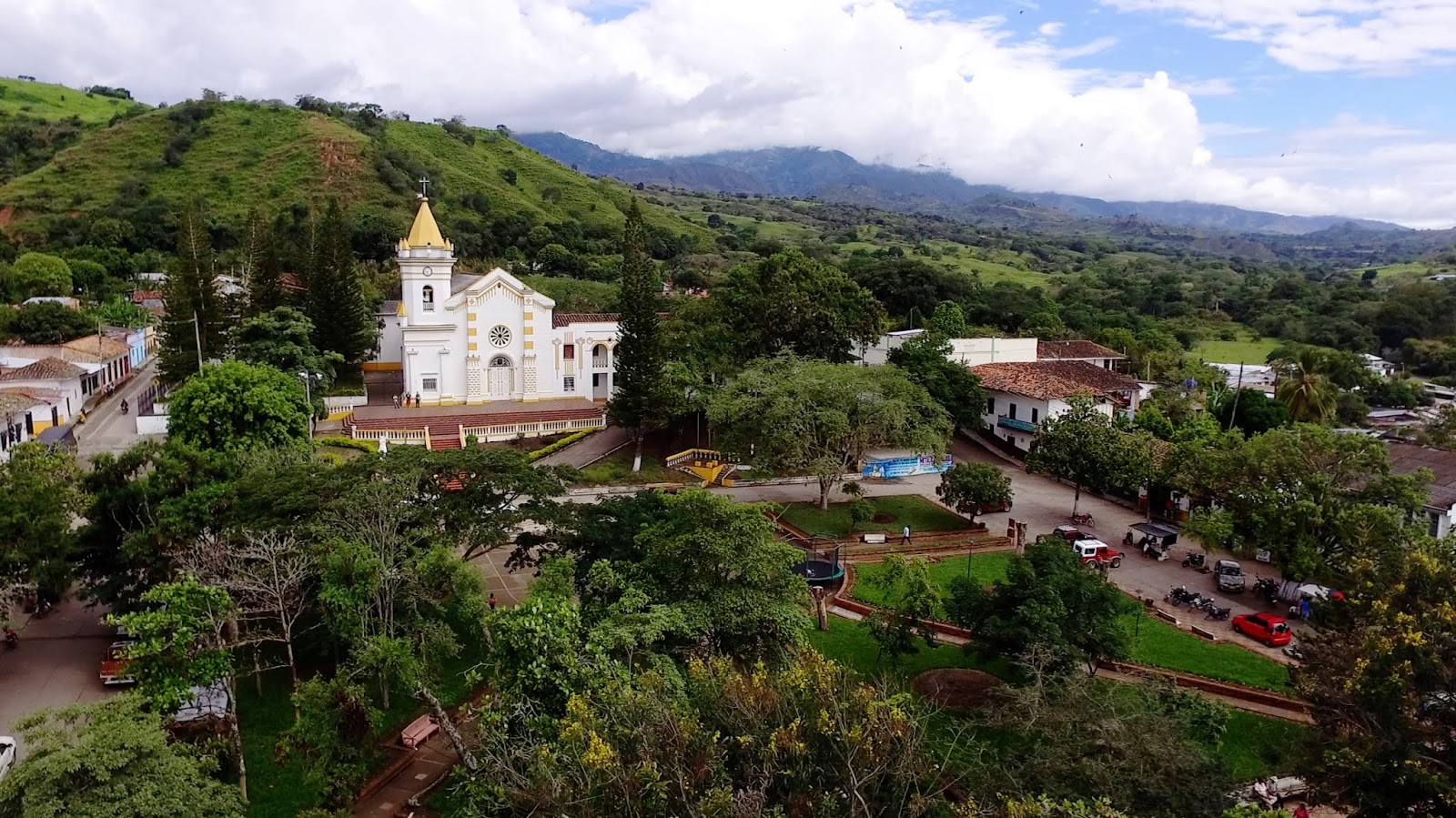 Himno a Tarqui Huila - Problemática Ambiental en Tarqui Huila