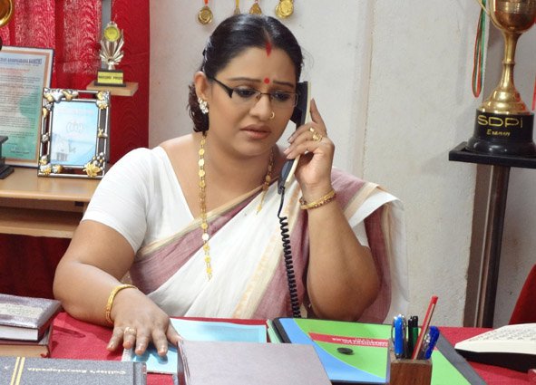 Malayalam Film Actress And News Malayalam Serial Actress Beena Antony Hot Photos In Saree
