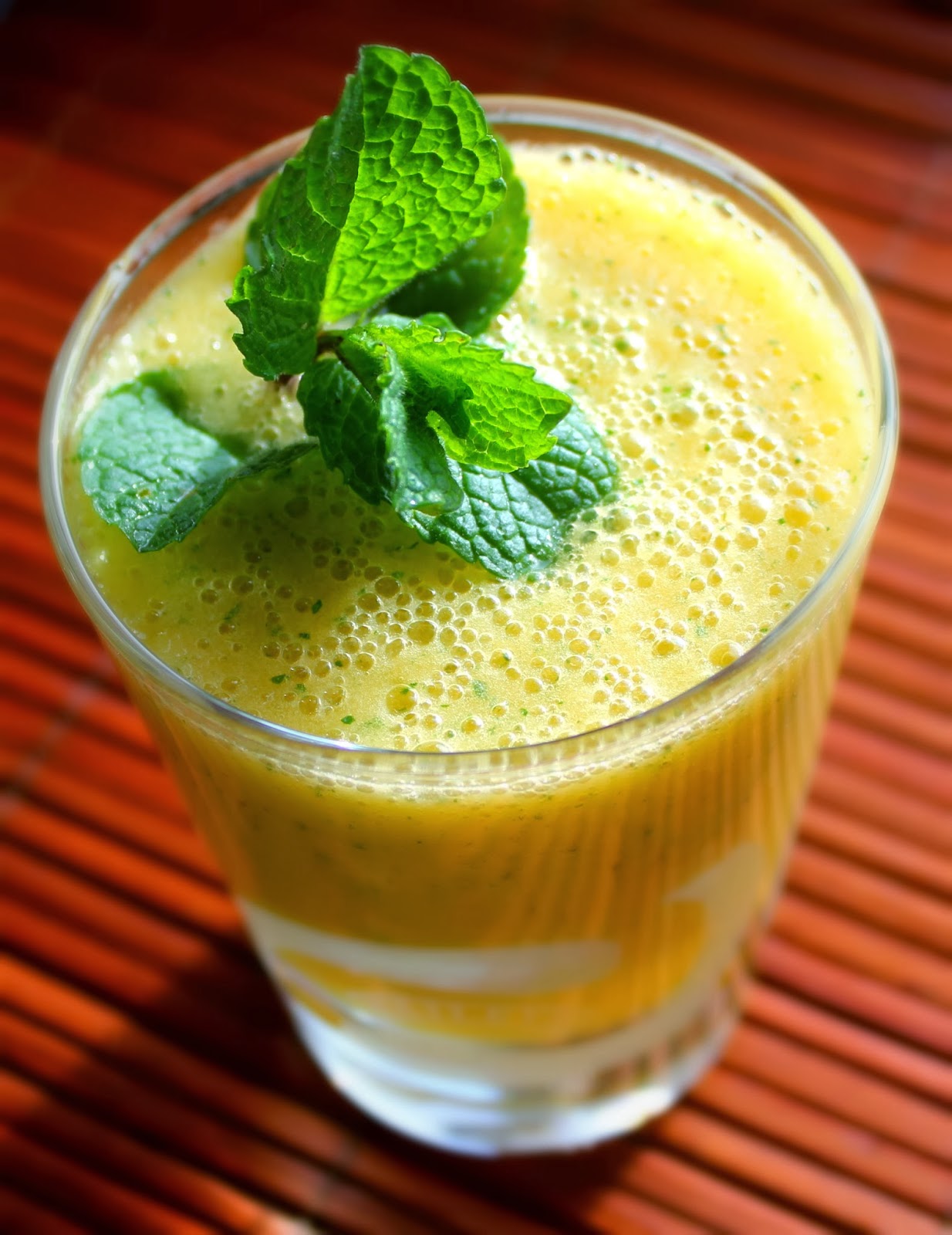 Doce Cozinha: Sumo natural com hortelã