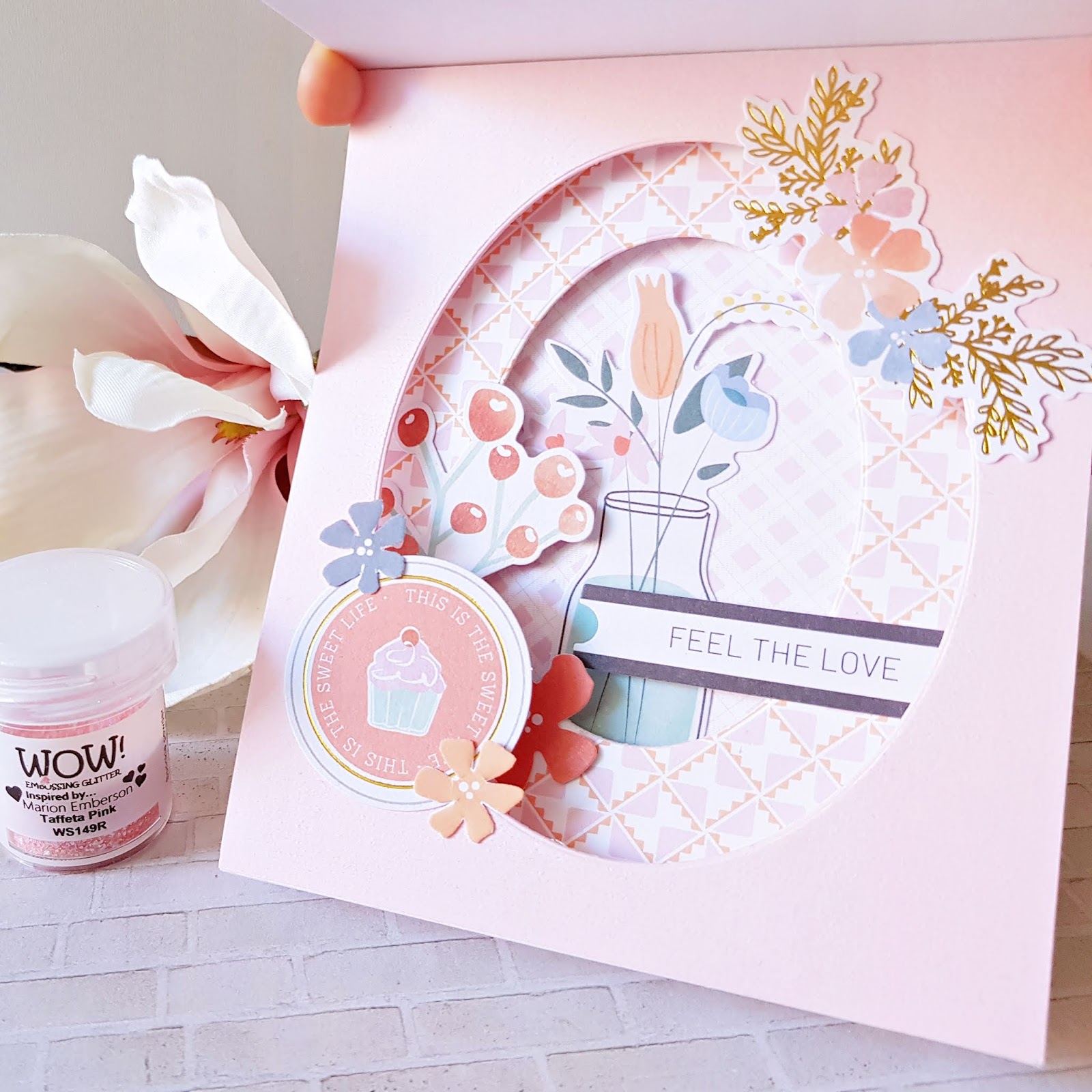 A pocket full of scrap: Pinkfresh Studio + WOW! Embossing Powder Blog Hop