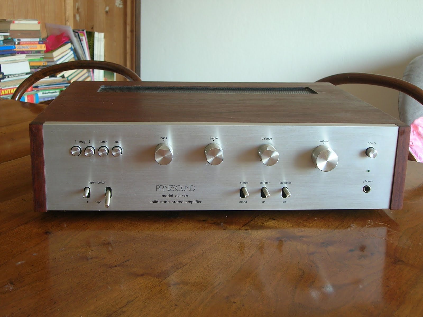 Housefidelity: Weltron Prinzsound DX-2020 solid state