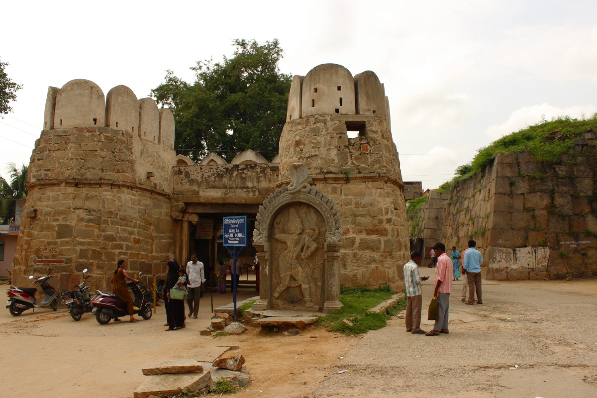 Journeys across Karnataka: Penukonda fort ruins