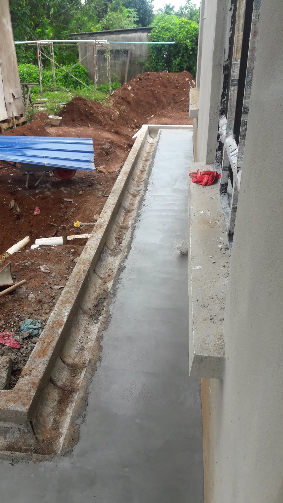 bungalowidaman: PEMBINAAN LONGKANG DAN SALURAN MAINHOLE