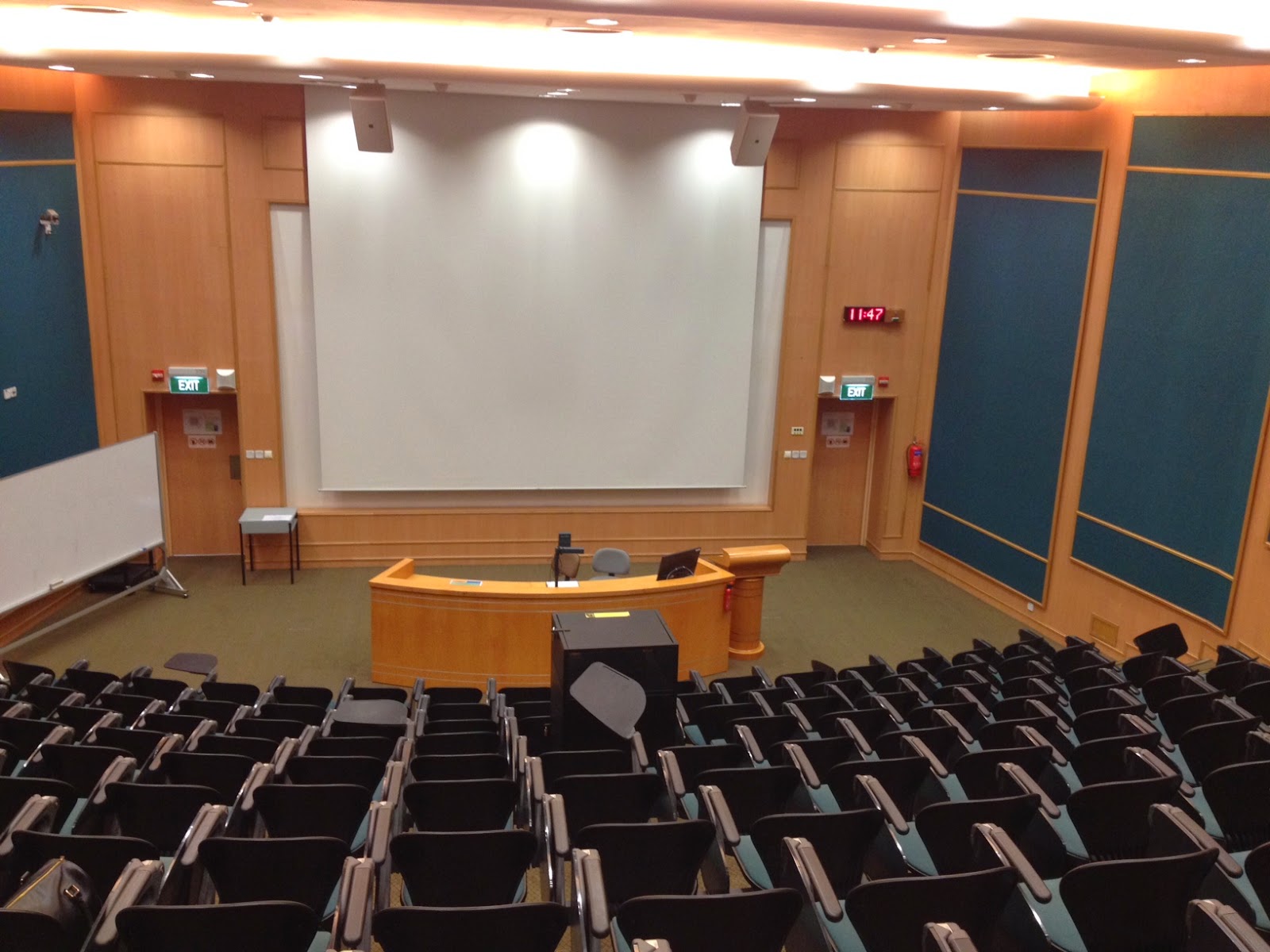 Singapore and the quirky Asia!: NUS Campus & the fabulous UTown!