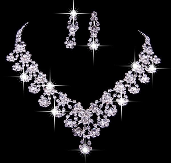Beautiful Diamond Necklaces for Girls 2015 ~ She Style 9 | Style is ...