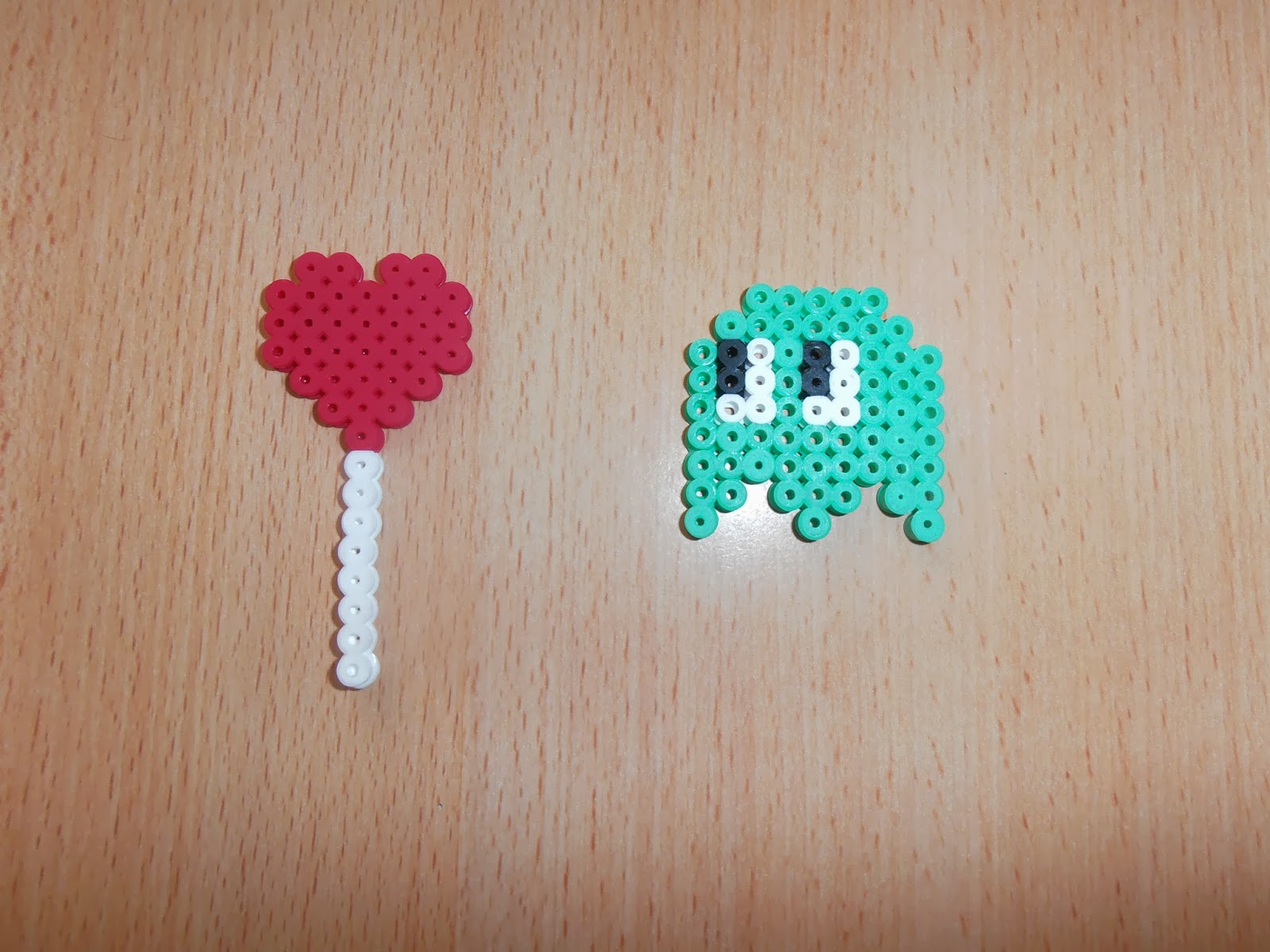 Miniempresa Los Leones: Accesorios hechos con pyssla