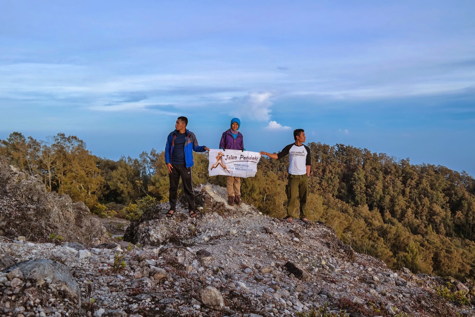 Diary Pendakian Gunung Argopuro 5: Menuju Taman Hidup - MTMA INHU
