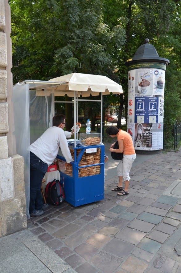 Trip Notes: Proto-Bagel Vendors of Krakow