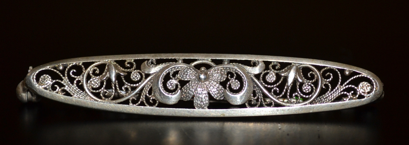 Amelie Deco Vintage: Brose de argint