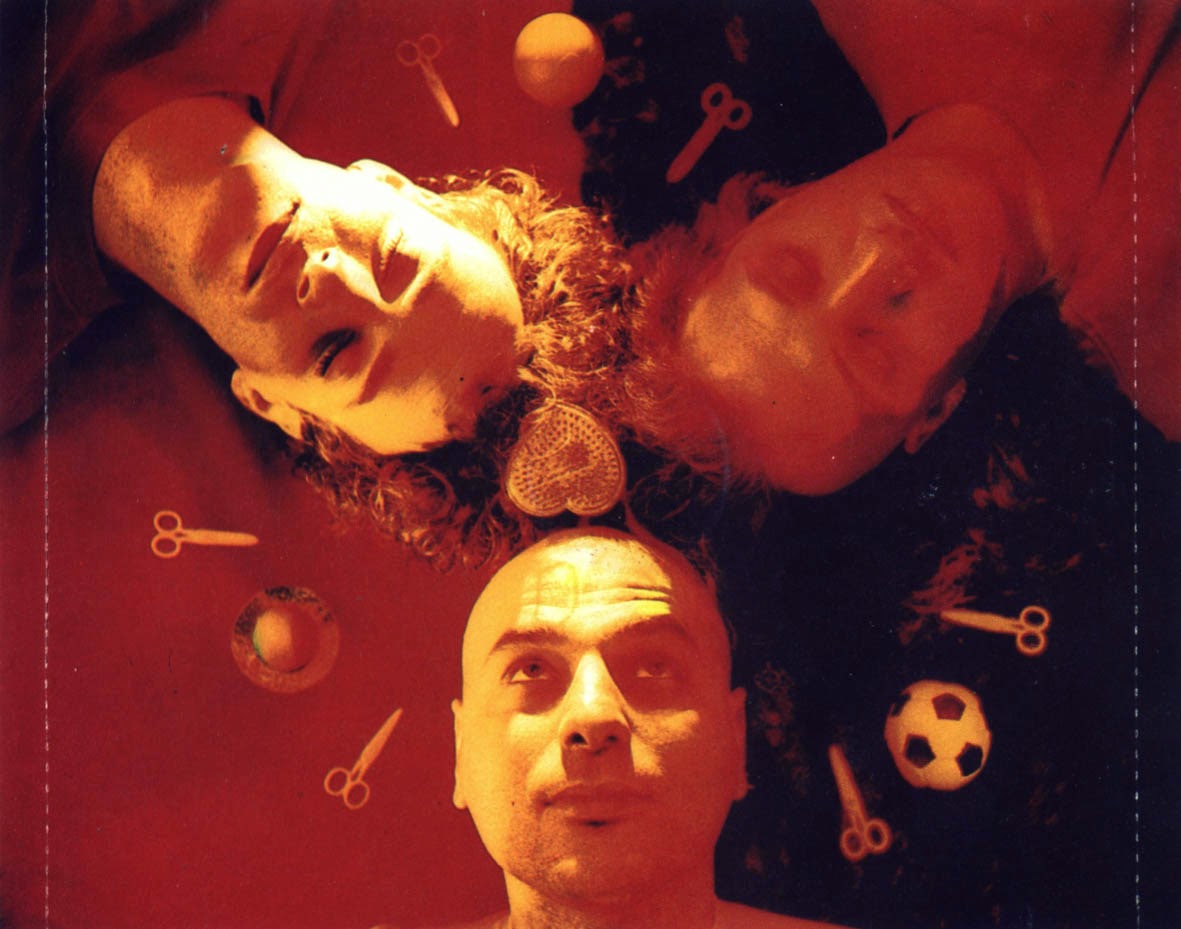 En el nombre del padre-marius: Review a Dynamo.