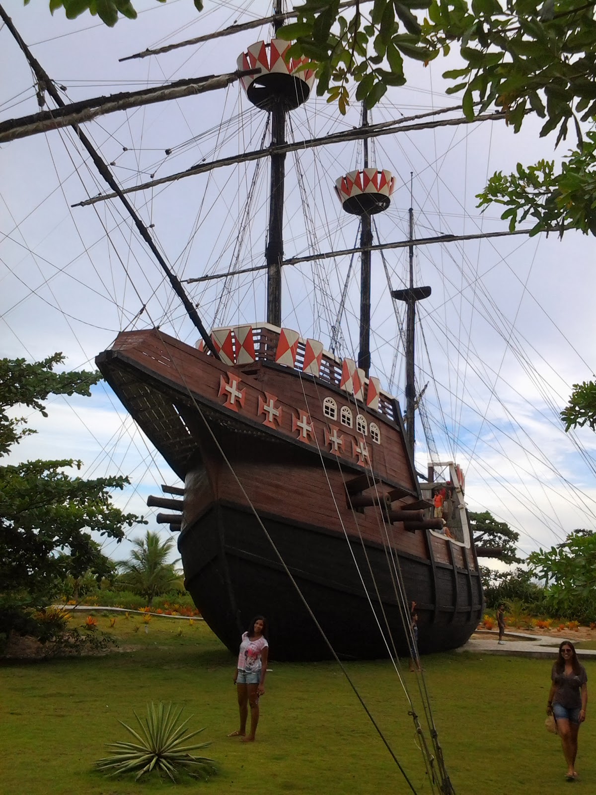 Dialetos do: O dialetos dessa vez ancorou em Porto Seguro- Bahia