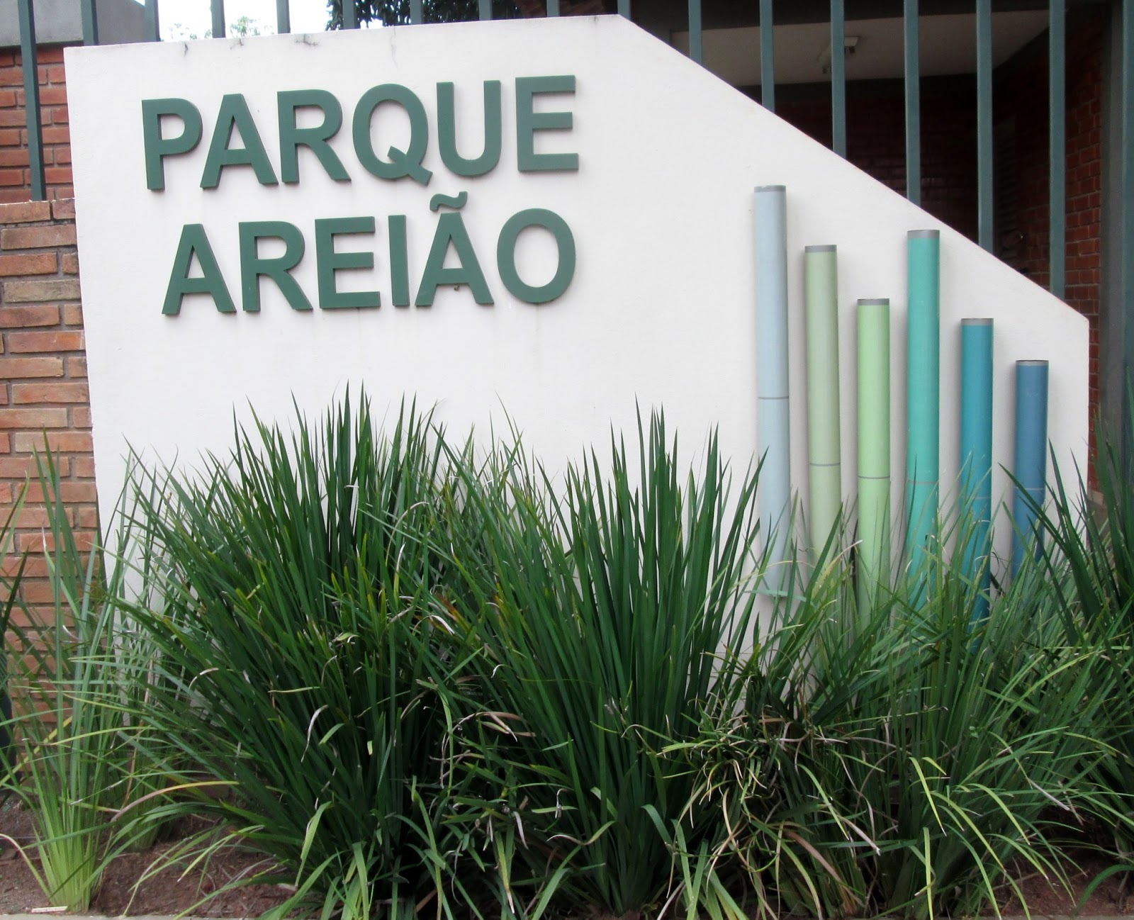 The sun only sets once in a day!: Scenic Sunday - Parque Areião