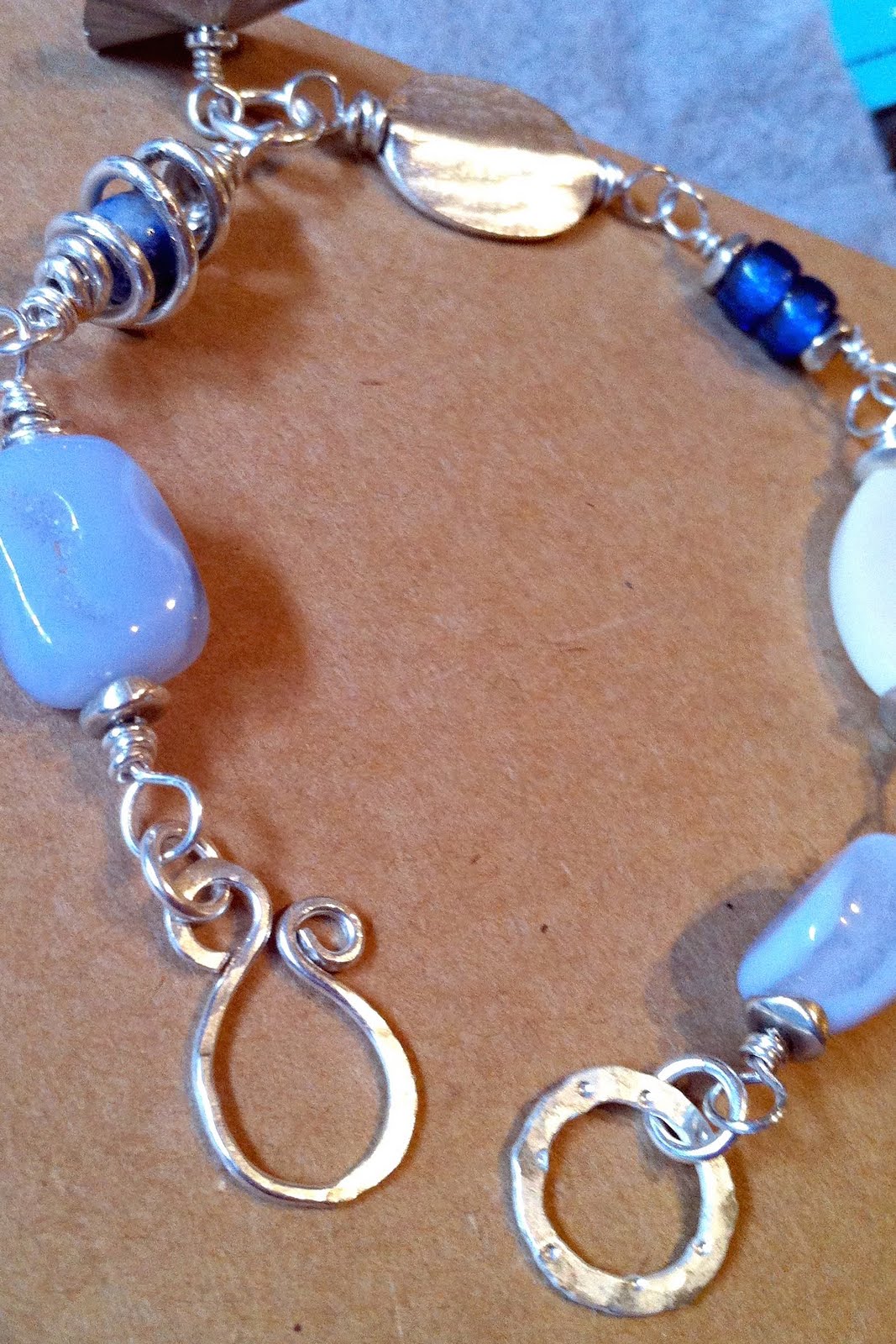 M Jane Designs: Make a hot handmade clasp!