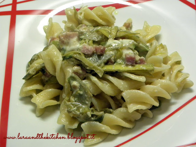 Lara&theKitchen: FUSILLONI CON PROSCIUTTO E CARCIOFI