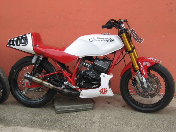 MAXIMA ADRENALINA: RXZ 135 C.C