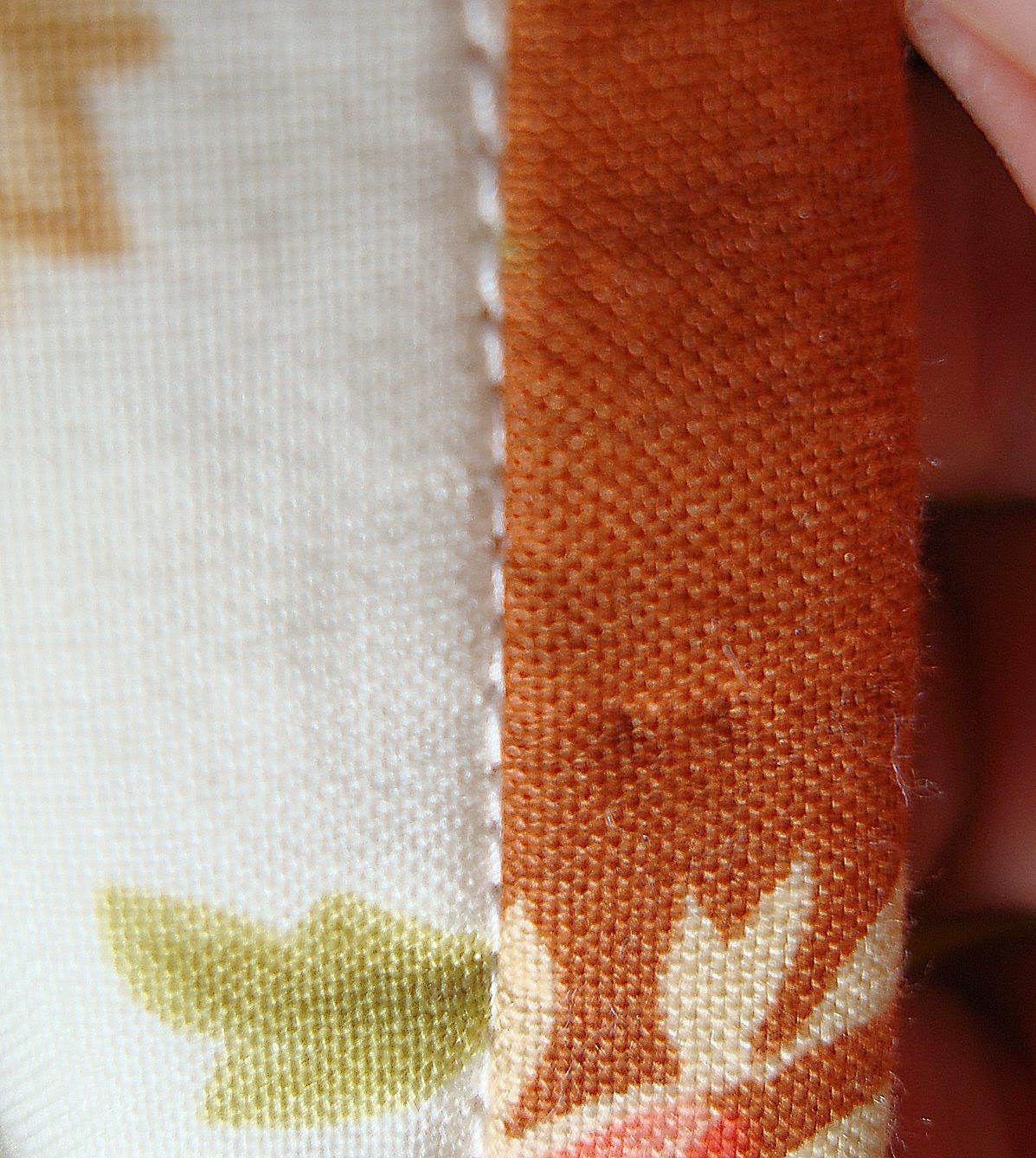 14 PeonyStreet Quilts: Machine Sewing a Binding to Front and Back, and ...