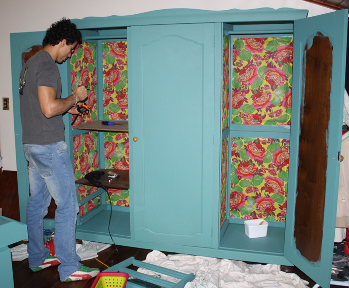 guarda roupa renovado