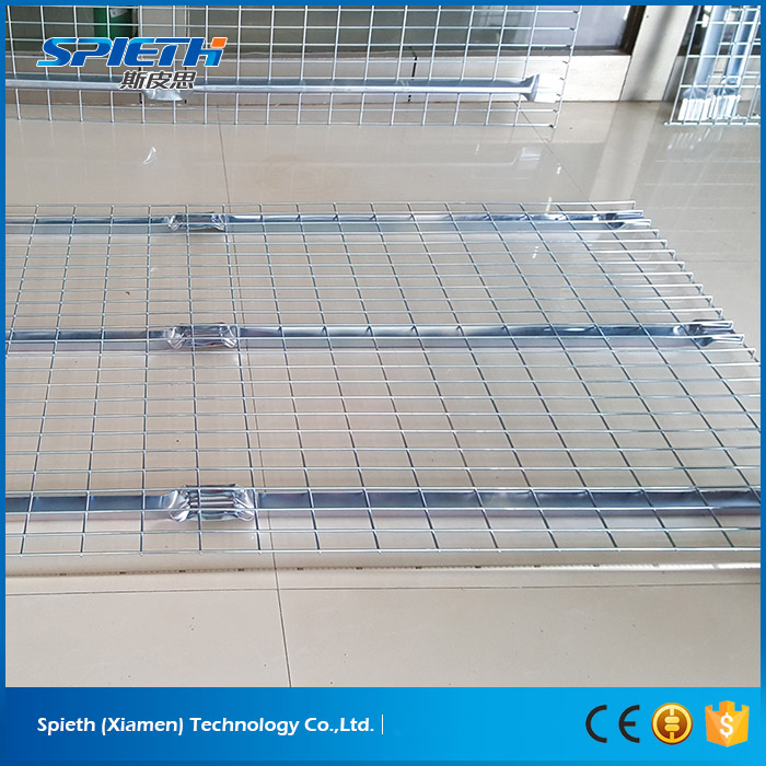 Wire mesh decking as a crucial component of racking