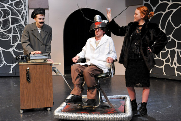 NATURALISTIC! UNCANNY! MARVELOUS!: OLD DRACULA (1974), PANDEMONIUM ...