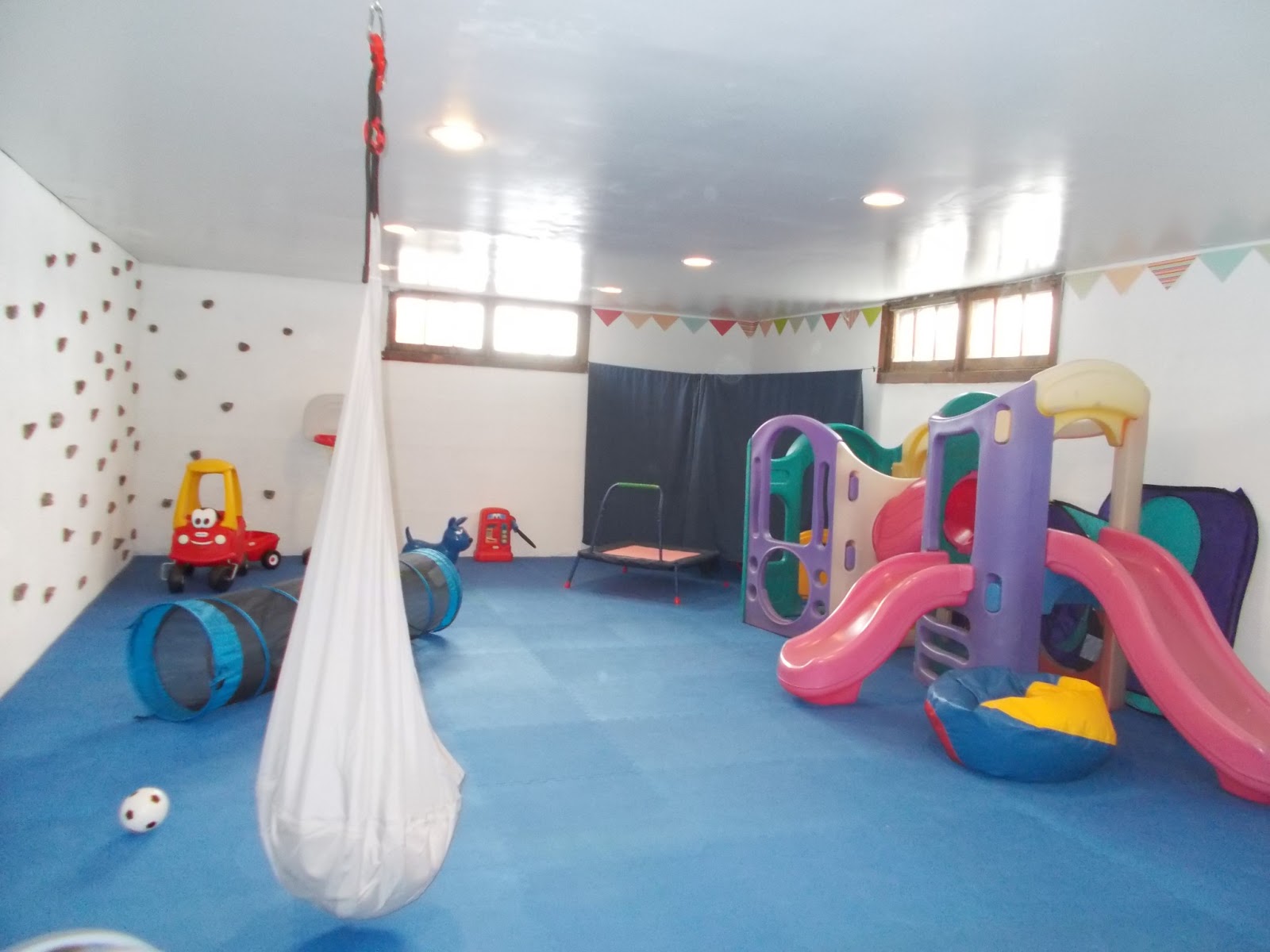 a chic farm life: Our Basement Rec Room