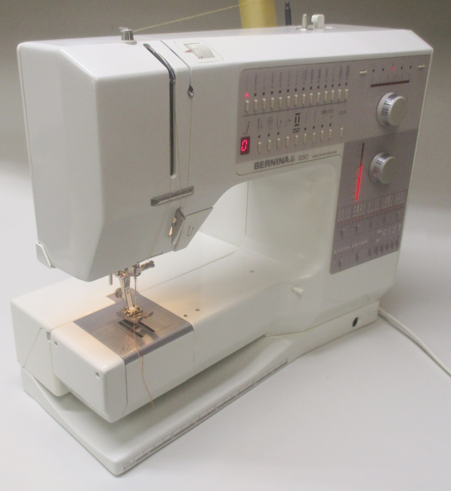 MI Vintage Sewing Machines