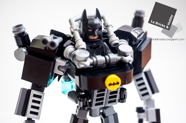 La Bricks & Hobby: Updated Batman's Mech Armor