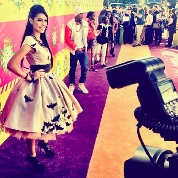 Madame Shitak: Mia Wicthoff - Vocalista da banda CW7