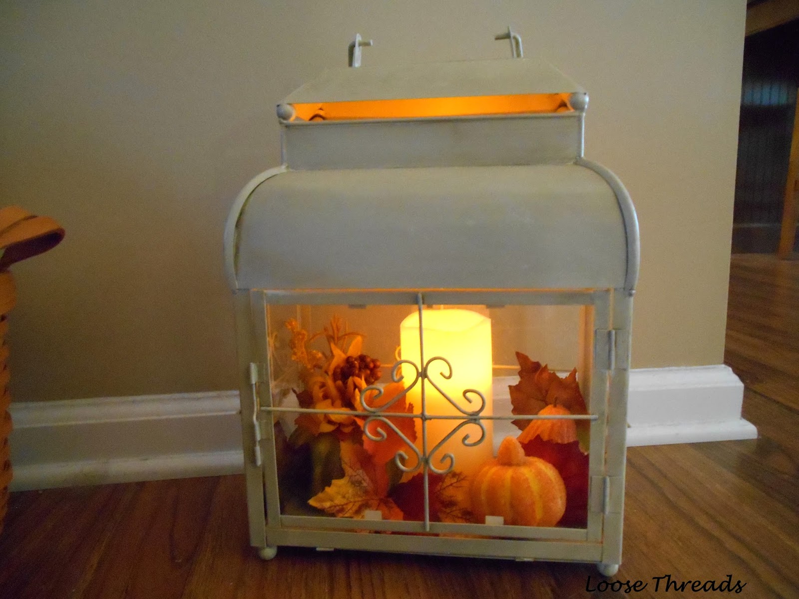 Loose Threads: It's Fall Inside