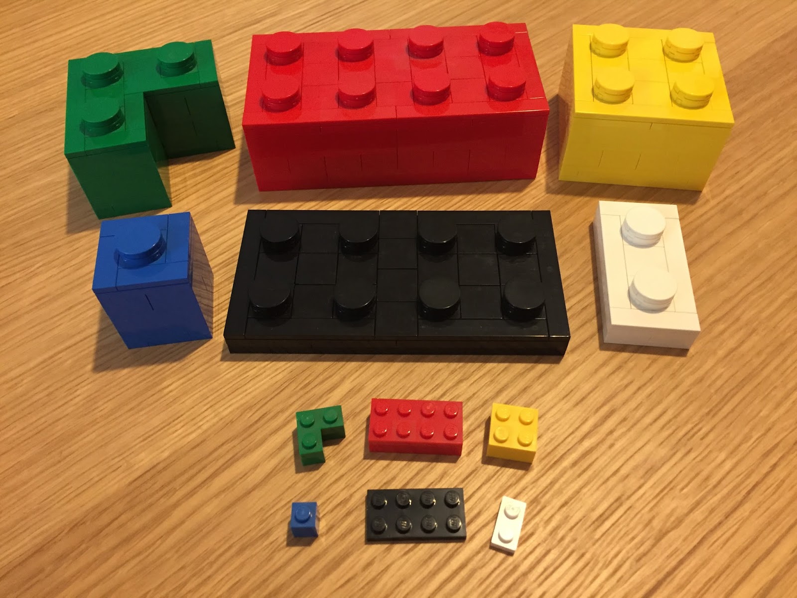 Benny's Bricks Bricks BRICKS! LEGO Fan Blog: Custom LEGO - 1:4 scale ...