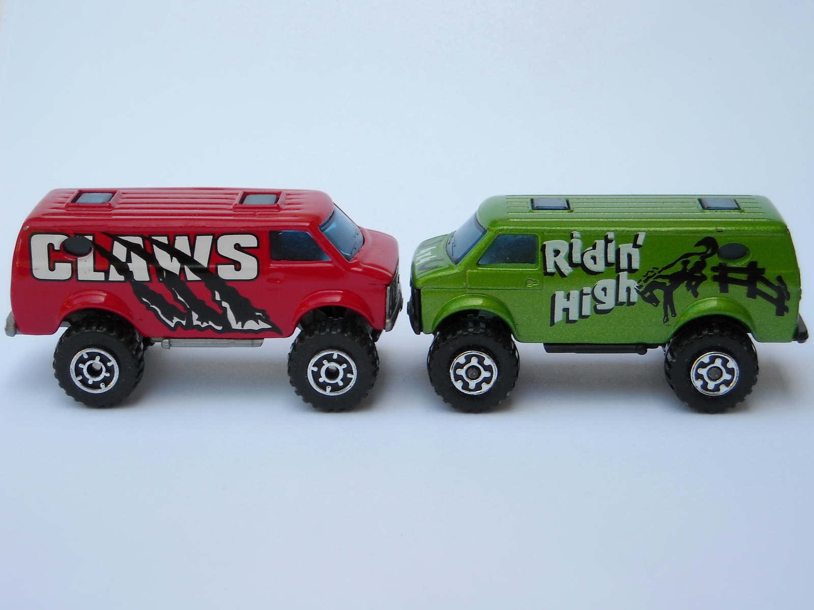 Matchbox Memories: Matchbox 4x4 Chevy Van - UPDATE