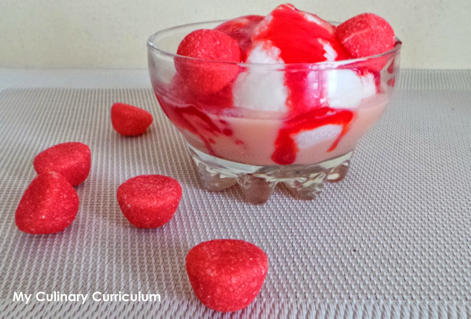 My Culinary Curriculum: Iles flottantes à la fraise Tagada (fraise ...