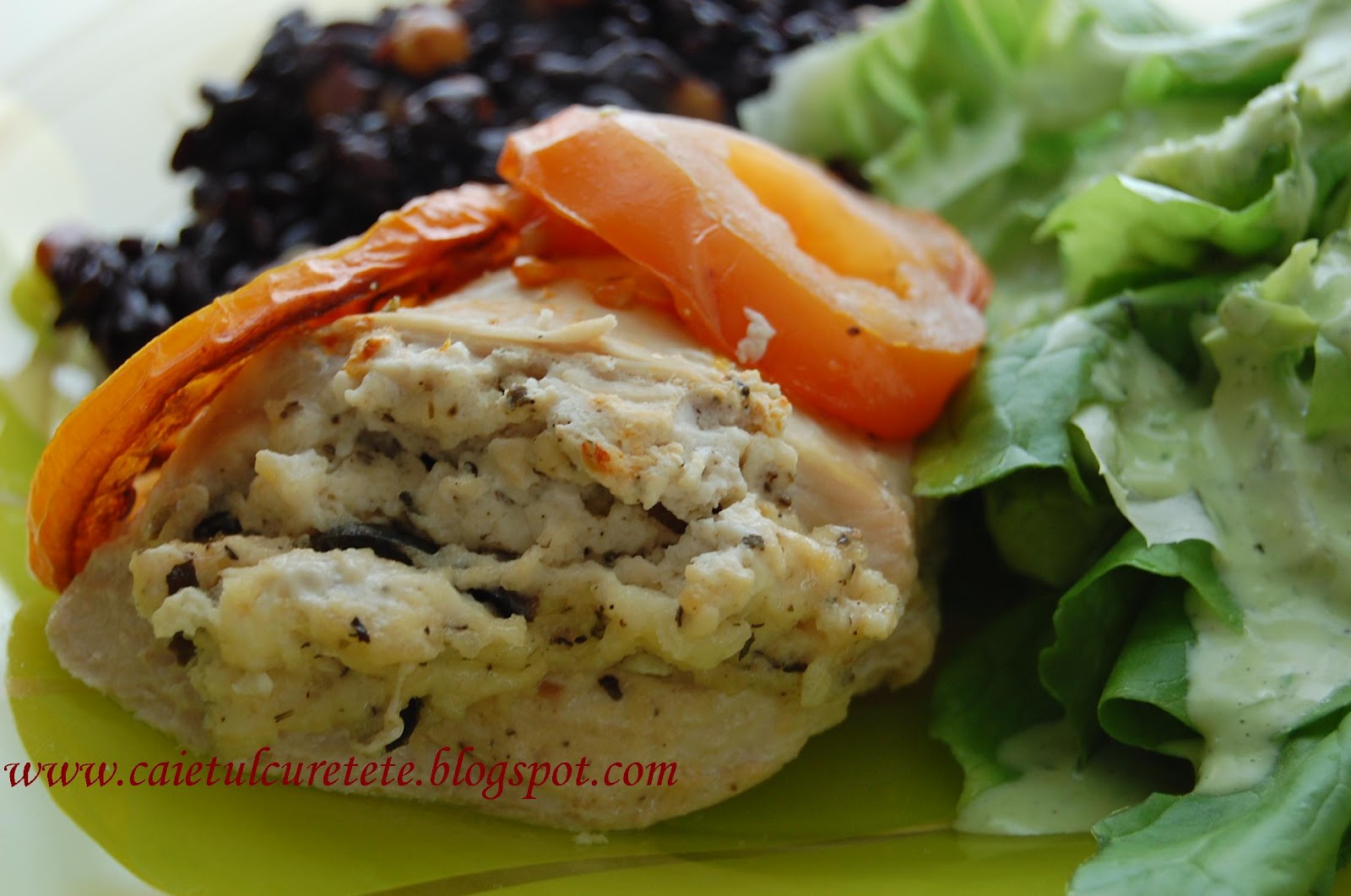 Caietul cu retete: Piept de pui umplut in stil italian