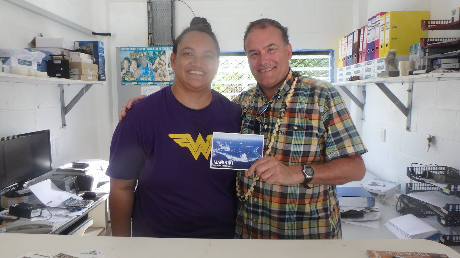 Postcards A world Travelogue: Cook Islands - Manihiki
