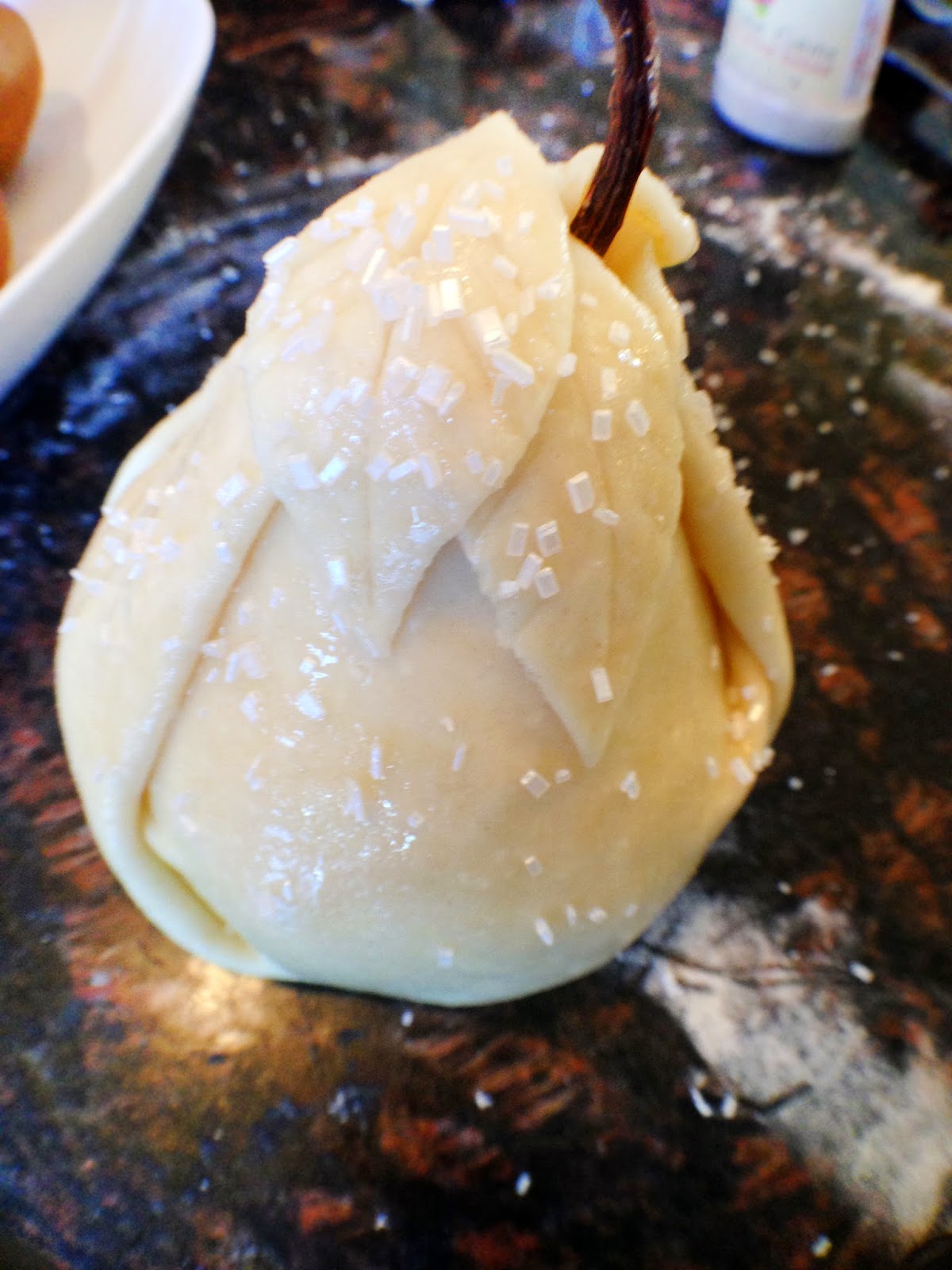 Delicious Reads: Autumn Pear Dumplings with Cream Cheese Filling