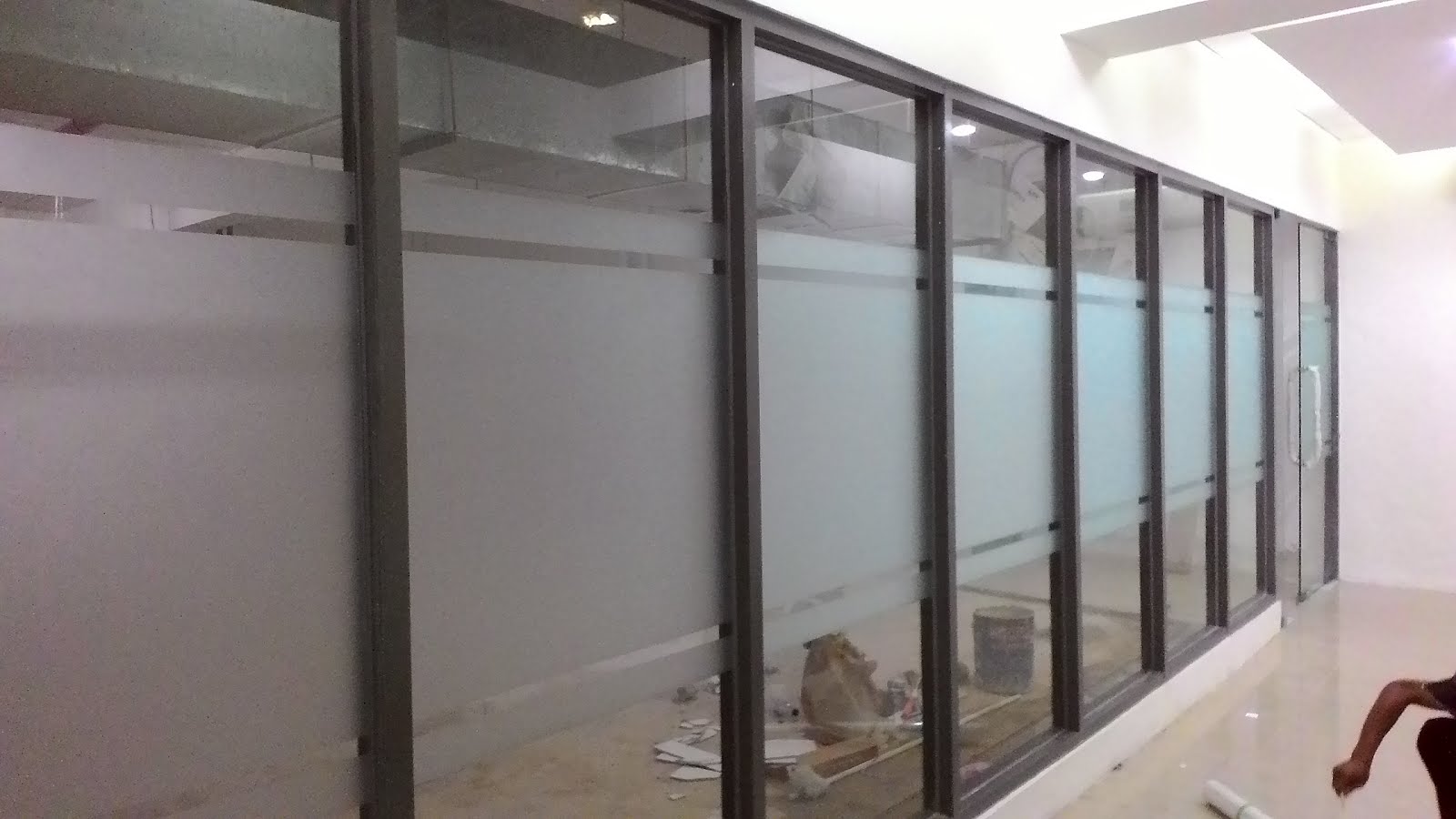 STIKER KACA ~ KACA FILM & STICKER KACA