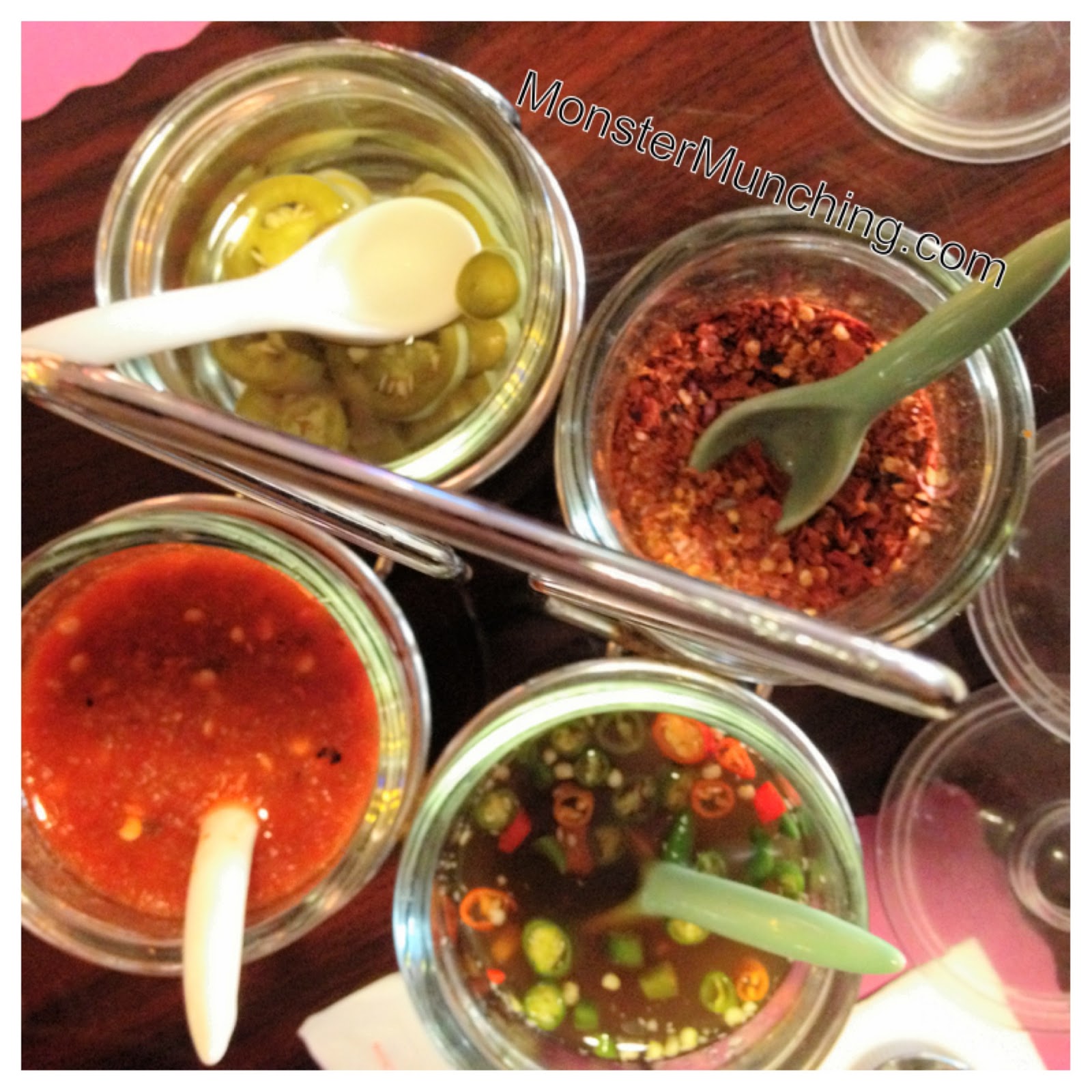 Monster Munching: Thailandia - Fullerton